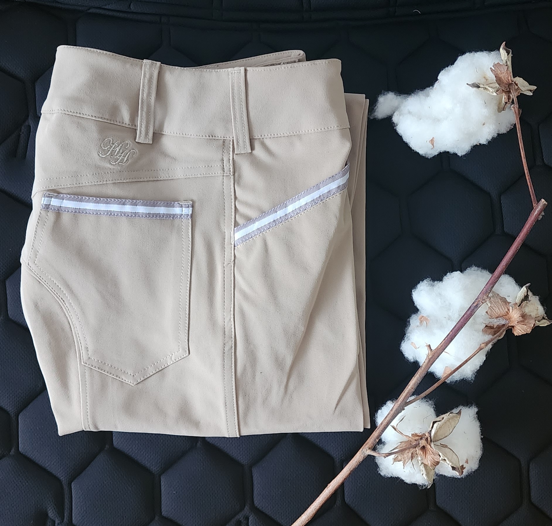 Ladies BEIGE Coolmax Breeches with Silicone Knee